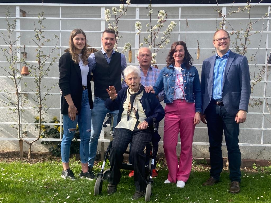 101. Geburtstag: Herzliche Gratulation an Emma Wolf | Gemeinde Neuhof